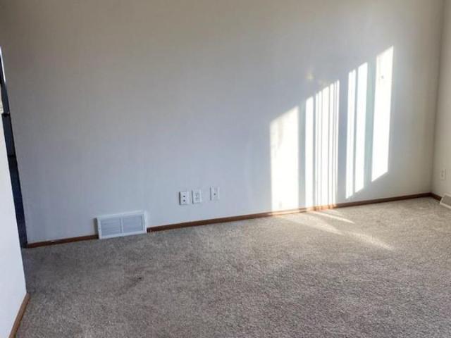 Buckingham Drive Apartments LLC 2 Bedroom Apartment for Rent at 8617 Buckingham Dr, Sturtevant, WI 53177 Sturtevant