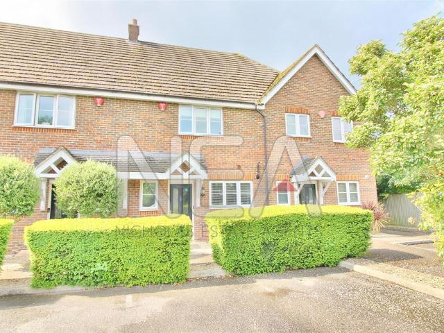 Buckingham Gate, Emmer Green RG4, 3 bed terraced house to rent, £2,250 pcm | PrimeLocation