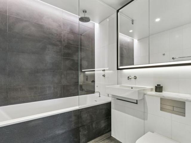Buckingham Gate, London SW1E, 4 bedroom flat to rent 69654452 | PrimeLocation