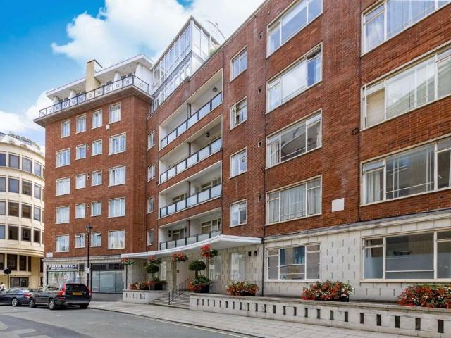 Buckingham Gate, London SW1E Studio to rent £1,625 pcm £375 pw