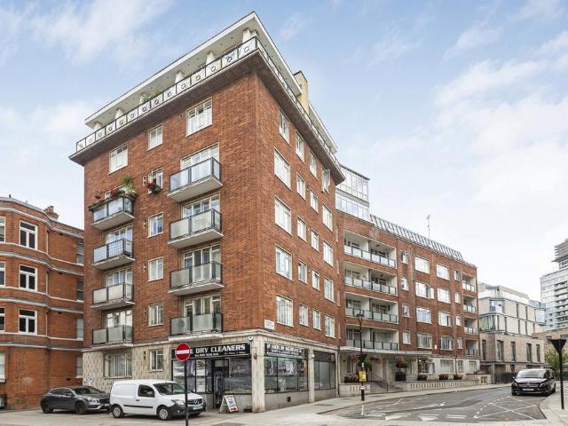 Buckingham Gate, London, SW1E Studio to rent £1,750 pcm £404 pw