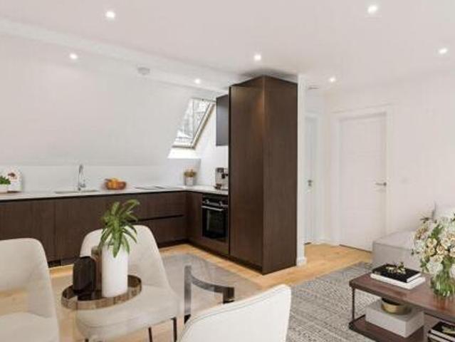 Buckingham Gate, London, 4 Bedroom Flat
