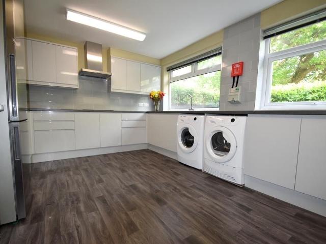 Buckingham Grove, Hillingdon UB10, 5 bed end terrace house to rent, £2,475 pcm | PrimeLocation