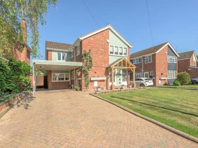 Buckingham Grove, Kingswinford, 4 Bedroom Detached