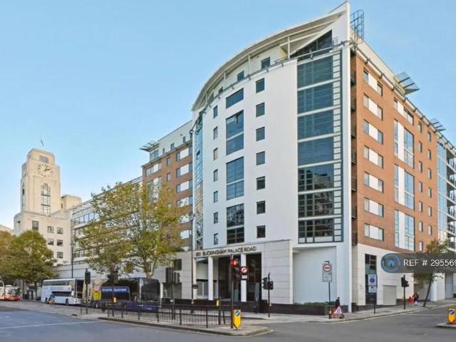 Buckingham Palace Road, London, SW1W 2 bed flat to rent £4,800 pcm £1,108 pw