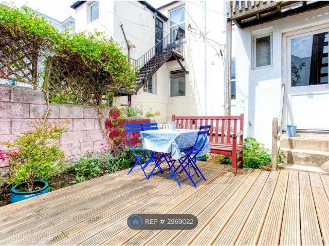 Buckingham Place, Brighton BN1, 1 bed flat to rent, £1,250 pcm | PrimeLocation