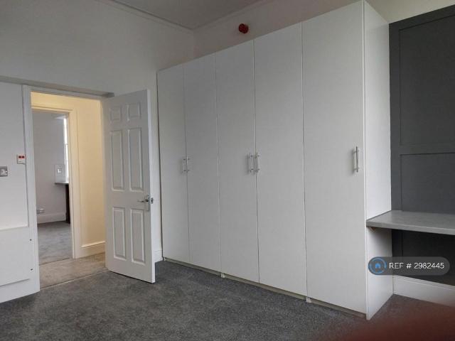 Buckingham Place, Clifton, Bristol, BS8 1 bed flat to rent £1,425 pcm £329 pw