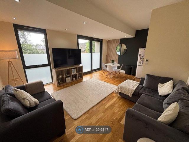 Buckingham Place, Leeds LS6, 2 bed terraced house to rent, £1,500 pcm | PrimeLocation