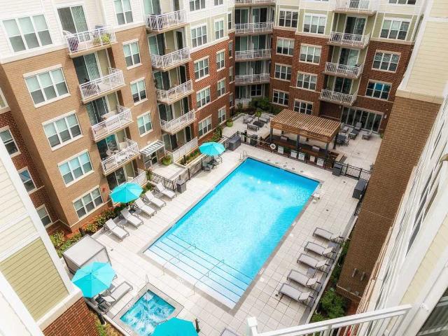 Buckingham Place 2 Bedroom Apartment for Rent at 750 Northwest Hwy, Des Plaines, IL 60016