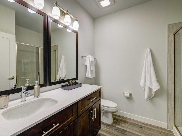 Buckingham Place 2 Bedroom Apartment for Rent at 750 Northwest Hwy, Des Plaines, IL 60016