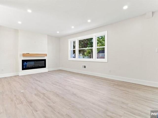 Buckingham Rd, West Orange, Home For Sale