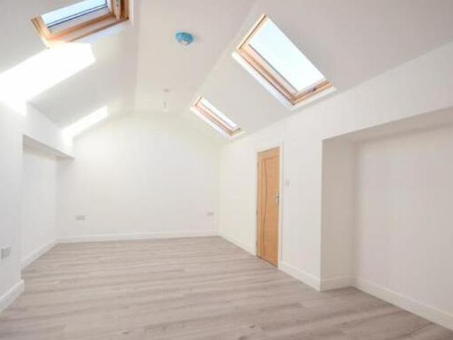 Buckingham Road, Cheadle Hulme, 1 Bedroom Apartment