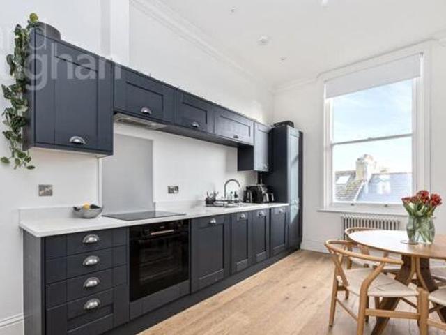 Buckingham Road, Brighton, 2 Bedroom Flat