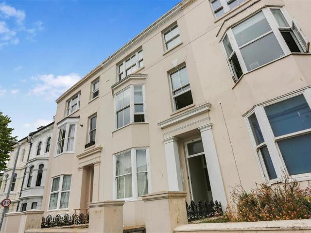 Buckingham Road, Brighton 5 bed maisonette to rent £2,700 pcm £623 pw