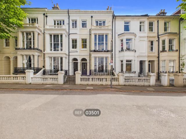 Buckingham Road, Brighton BN1, 1 bed flat to rent, £1,050 pcm | PrimeLocation