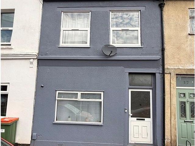 Buckingham Road, London E15, 2 bed flat to rent, £1,750 pcm | PrimeLocation