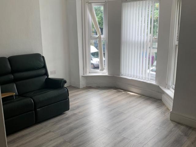 Buckingham Road, Liverpool L13, 2 bed flat to rent, £695 pcm | PrimeLocation