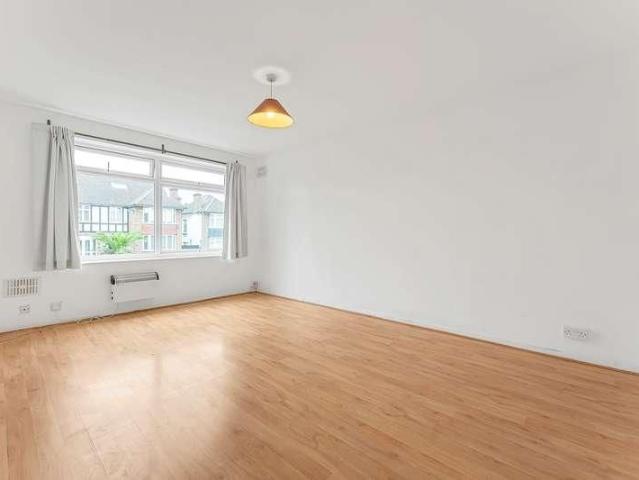 Buckingham Road, South Woodford, E18