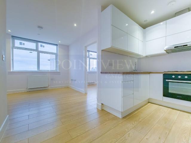 Buckingham Street, Aylesbury HP20, 1 bed flat to rent, £925 pcm | PrimeLocation