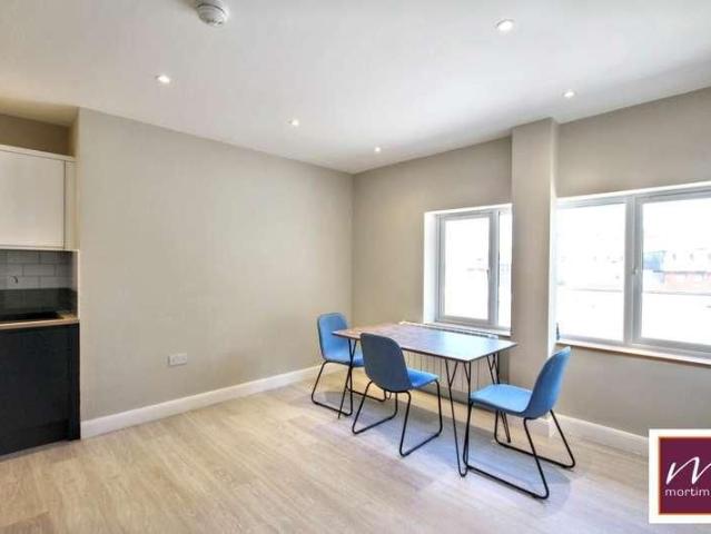Buckingham Street, Aylesbury *zero Deposit Option, HP20