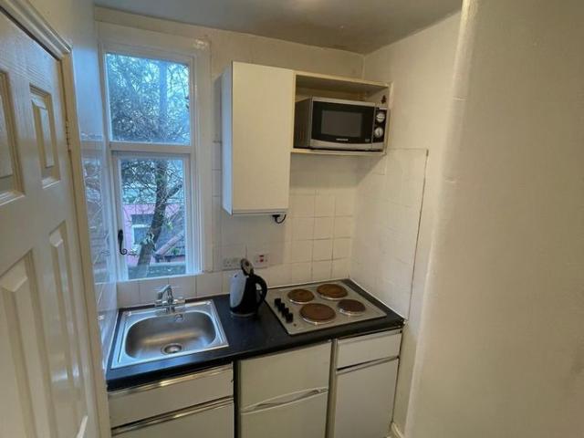 Buckingham Street, Brighton BN1, Studio to rent, £950 pcm | PrimeLocation