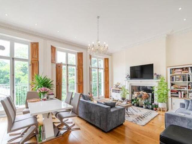 Buckland Crescent, Belsize Park, 2 Bedroom Flat