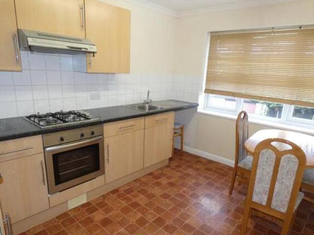 Buckland Parade, Basingstoke, 2 Bedroom Flat