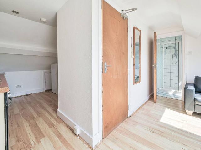 Buckley Road, London NW6, 1 bed flat to rent, £1,300 pcm | PrimeLocation