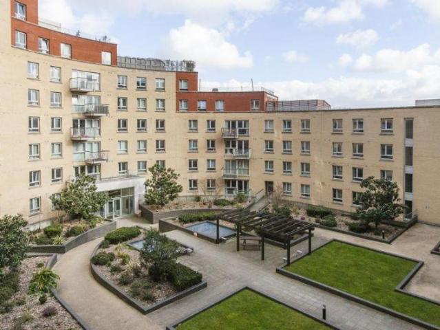 Buckler Court, Eden Grove, Holloway. 2 bed flat to rent £2,600 pcm £600 pw