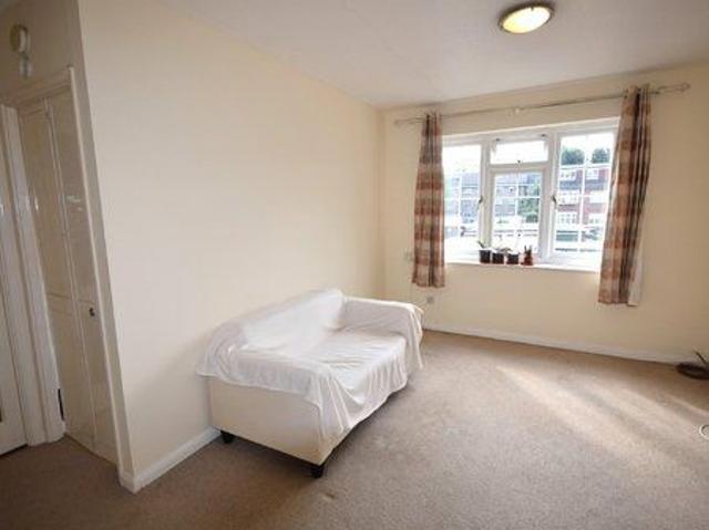 Bucklers Way, Carshalton, Surrey, SM5