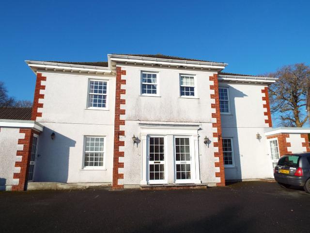 Bucklers House, St. Austell PL25, 2 bed flat to rent, £825 pcm | PrimeLocation