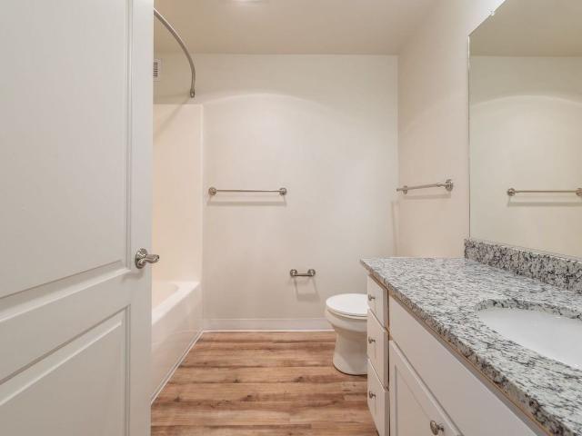 Buckman Terrace 1 Bedroom Apartment for Rent at 303 Ne 16th Ave, Portland, OR 97232 Kerns