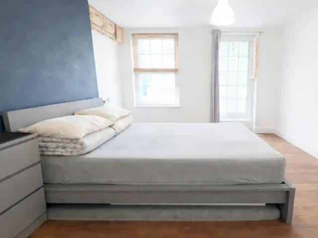 Buckmaster House, Camden Road, London, N7 9SB, United Kingdom | 3 bed apartment for rent #167695342 | Rentberry