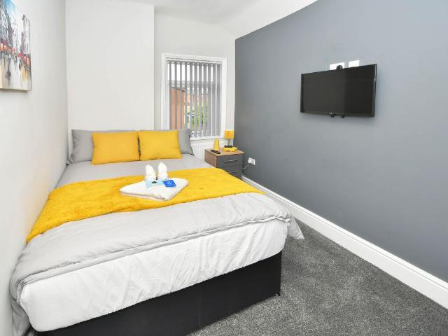 Bucknall New Road, Stoke On Trent ST1, 2 bed shared accommodation to rent, £500 pcm | PrimeLocation