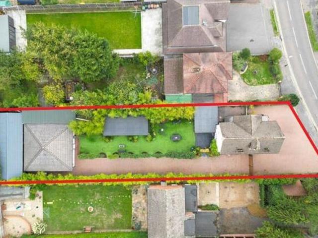 Bucknalls Lane, Watford, 3 Bedroom Detached