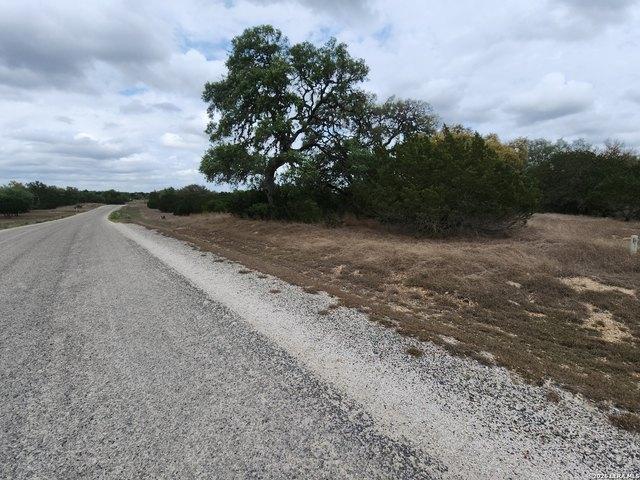 Buckskin Lot 519, Bandera, TX 78003
