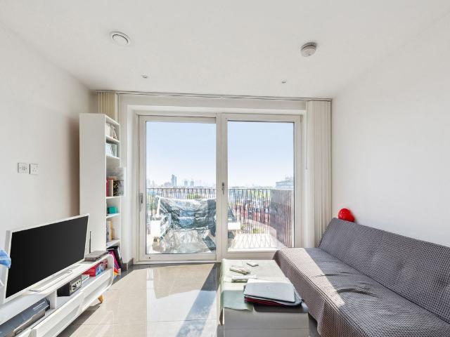 Buckstone Apartments, Blackfriars Road, London SE1, 1 bed flat to rent, £2,800 pcm | PrimeLocation