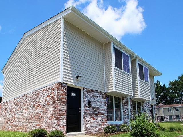 Buckroe Pointe Apartment Townhomes 2 Bedroom Apartment for Rent at 200 Ranalet Dr, Hampton, VA 23664 Buckroe Beach