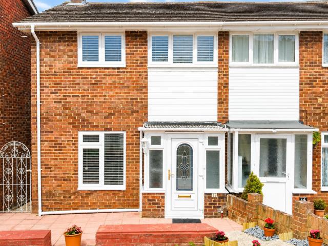 Budds Close, Basingstoke, Hampshire RG21, 3 bed semi detached house to rent, £1,650 pcm | PrimeLocation