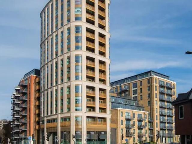 Budgens, Ashdown Road, London, KT1 2UE, United Kingdom | 2 bed apartment for rent #138510853 | Rentberry