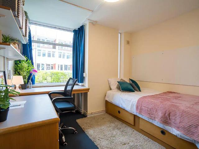 Budget Ensuite
