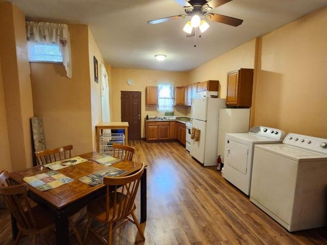 Budget Friendly Gem close to public transportation