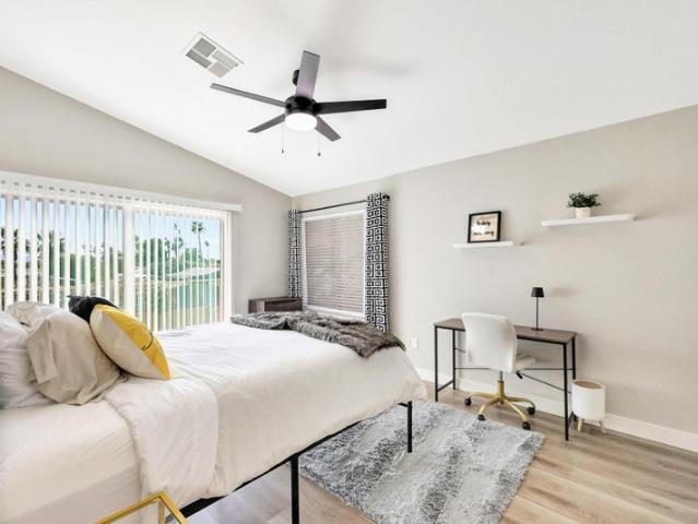 Budget friendlyPrivate Room in PhoenixPeoria, Clea