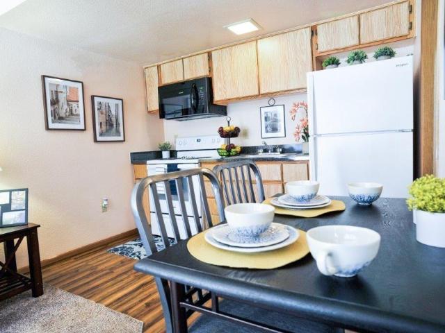 Budget Suites of America 1 Bedroom Apartment for Rent at 2702 West Yorkshire Drive, Phoenix, AZ 85027
