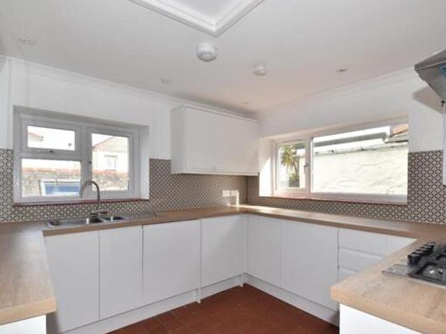 Budock Terrace, Falmouth, 6 Bedroom End