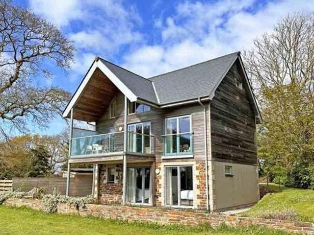 Budock Vean Lane, Mawnan Smith, 3 Bedroom Detached