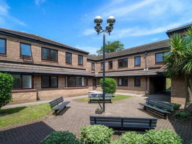 Budshead Road, Crownhill, 2 Bedroom Ground