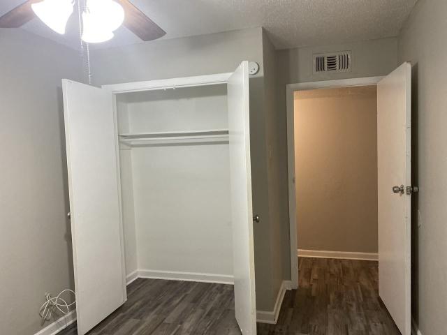 Buena Vida Apartments Studio Apartment for Rent at 8221 Scyene Rd, Dallas, TX 75227 Riverway Estates Bruton Terrace