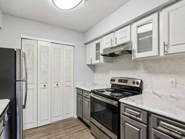 Buena Vista Apartments Studio Apartment for Rent at 4610 N Armenia Ave, Tampa, FL 33603 St. Joseph's Hospital