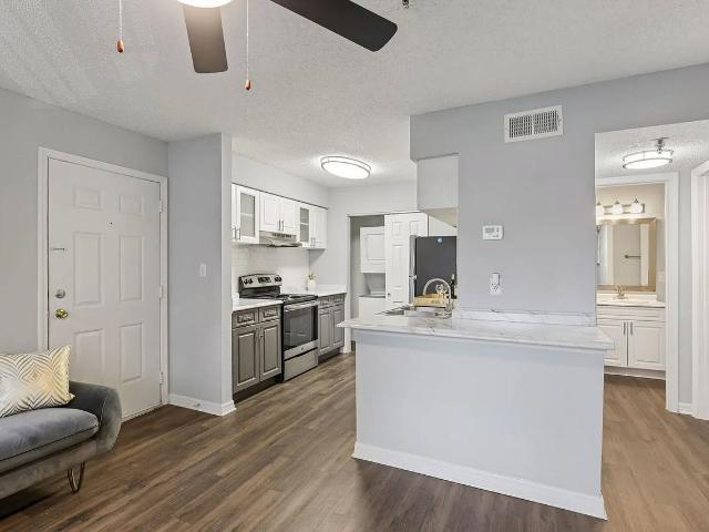 Buena Vista Apartments Studio Apartment for Rent at 4610 N Armenia Ave, Tampa, FL 33603 St. Joseph's Hospital